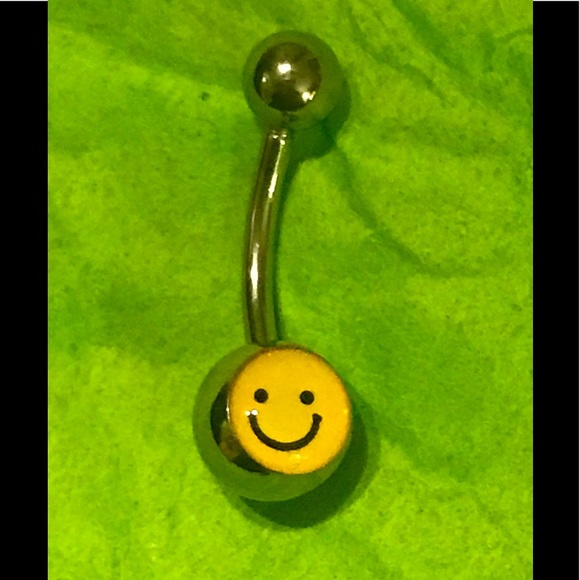 IN GAUGE | Jewelry | In Gauge Smiley Face Bellybutton Jewelry | Poshmark